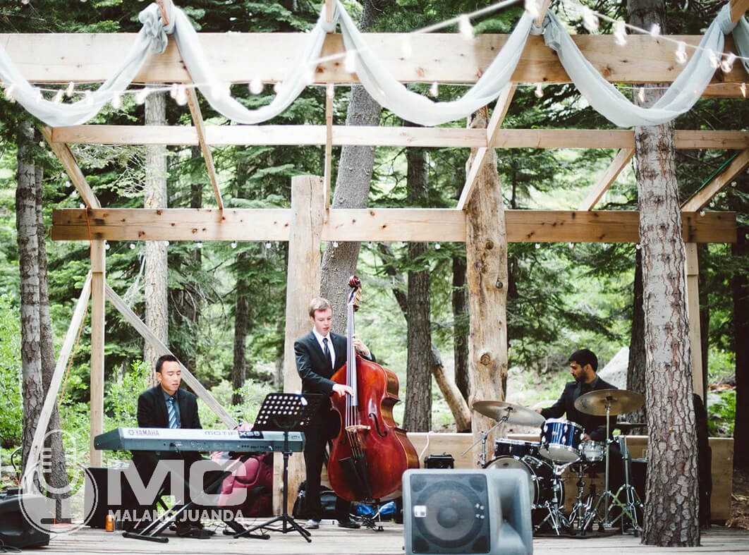 Jasa Band Akustik Malang - MC Malang Juanda